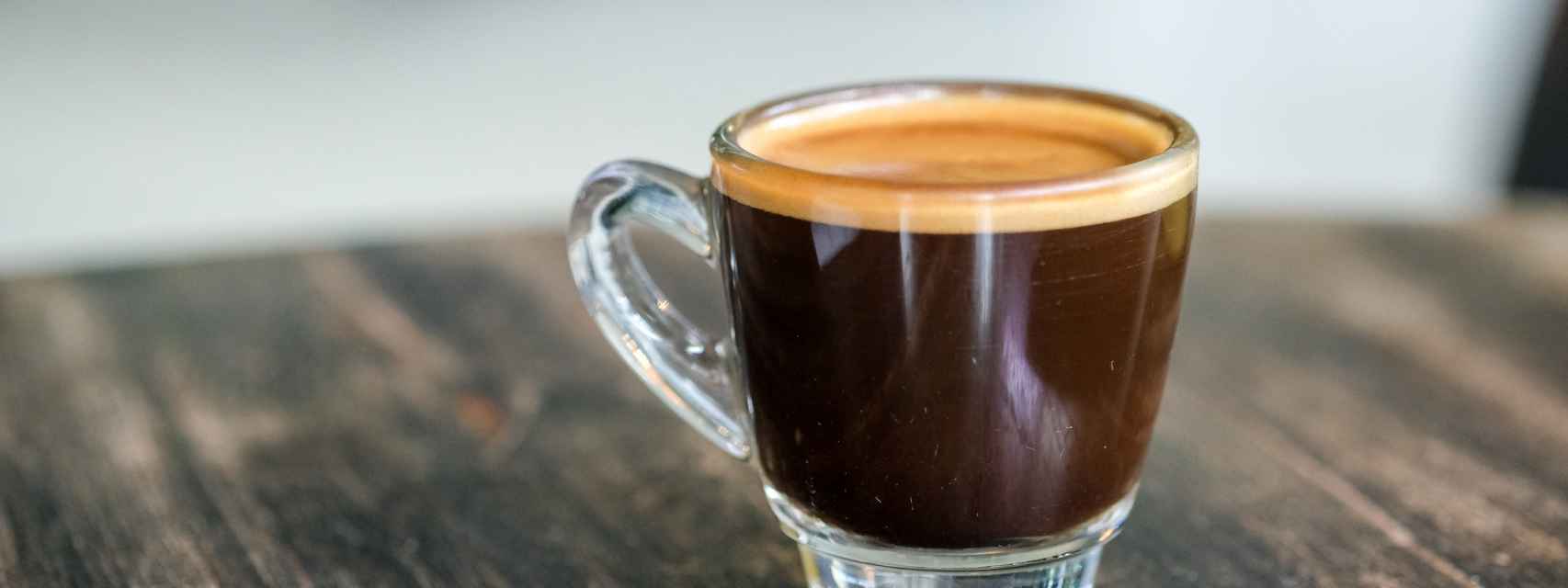 5 Alternativas Naturales al Café para Recargar Energías de forma Saludable